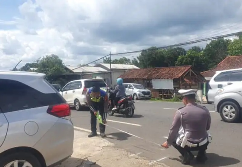 Tragis! Pengendara Motor Perempuan Meninggal dalam Kecelakaan Tabrakan di Jalan Wonogiri ...